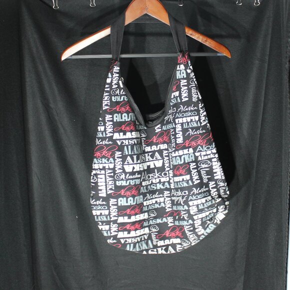 Robin Ruth | Bags | Robin Ruth Canvas Shoulder Bag Alaska Logo Zipper ...